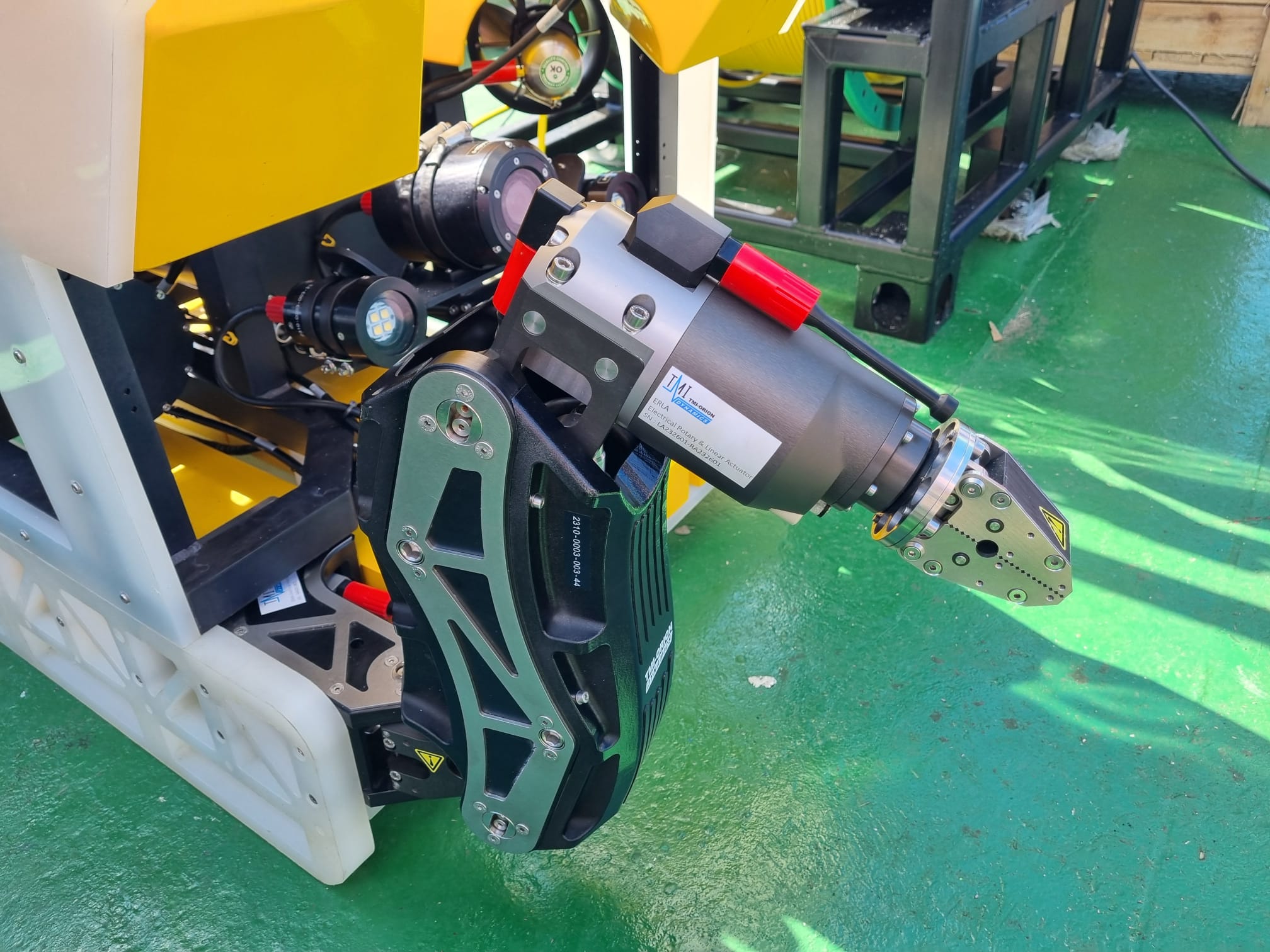 EMA - Electrical manipulator arm - TMI-Orion Dynamics